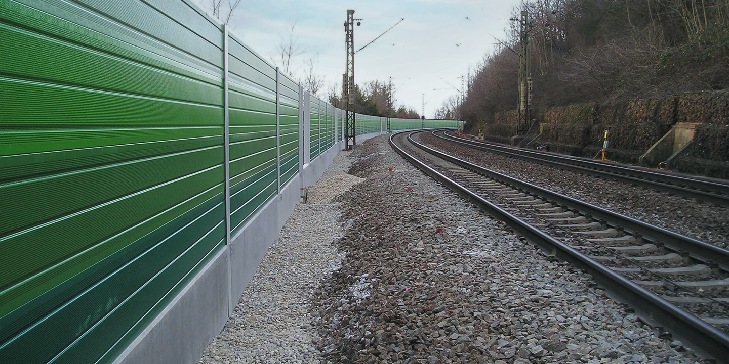 Aluminium noise barriers for railway lines | Saferoad